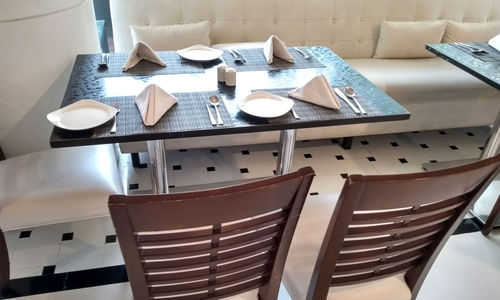 Art House - The Fern Residency, Chembur, Mumbai - nearbuy.com