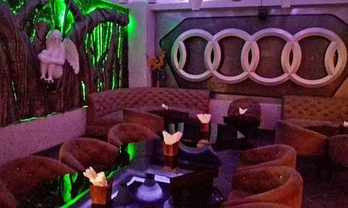 Xpose Lounge, Netaji Subhash Place, New Delhi - nearbuy.com