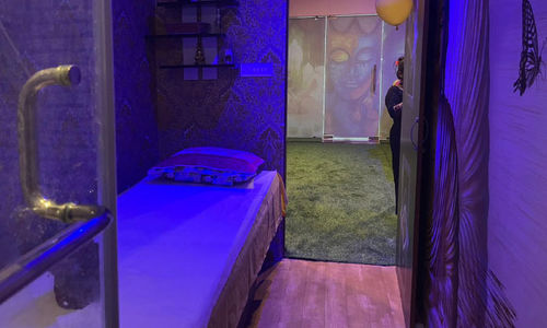 Mojo Spa New Town - 4 Offer at Nearbuy.com