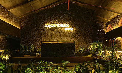 Imperfecto Patio Mayfield Garden Gurgaon - 4 Offer at Nearbuy.com